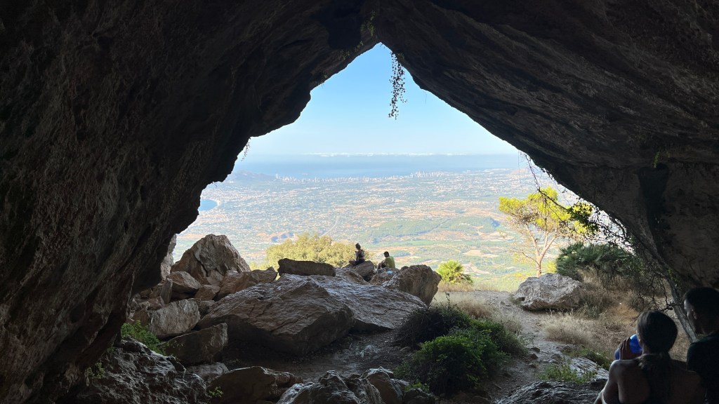 El Forat de Bernia - a tunnel through a mountain!